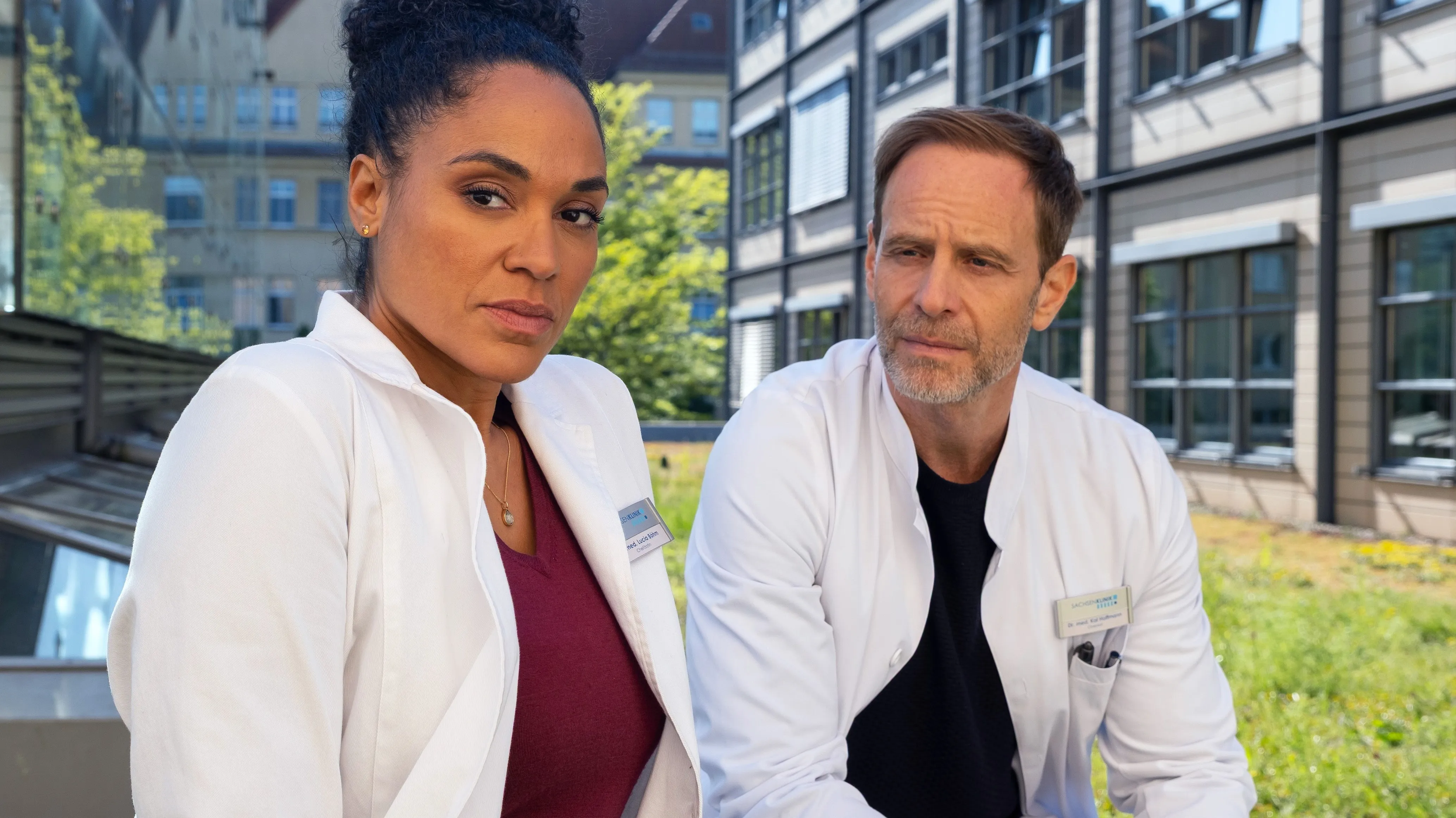 "In aller Freundschaft"-Star Rolf Becker: Das sind seine Promi-Kinder